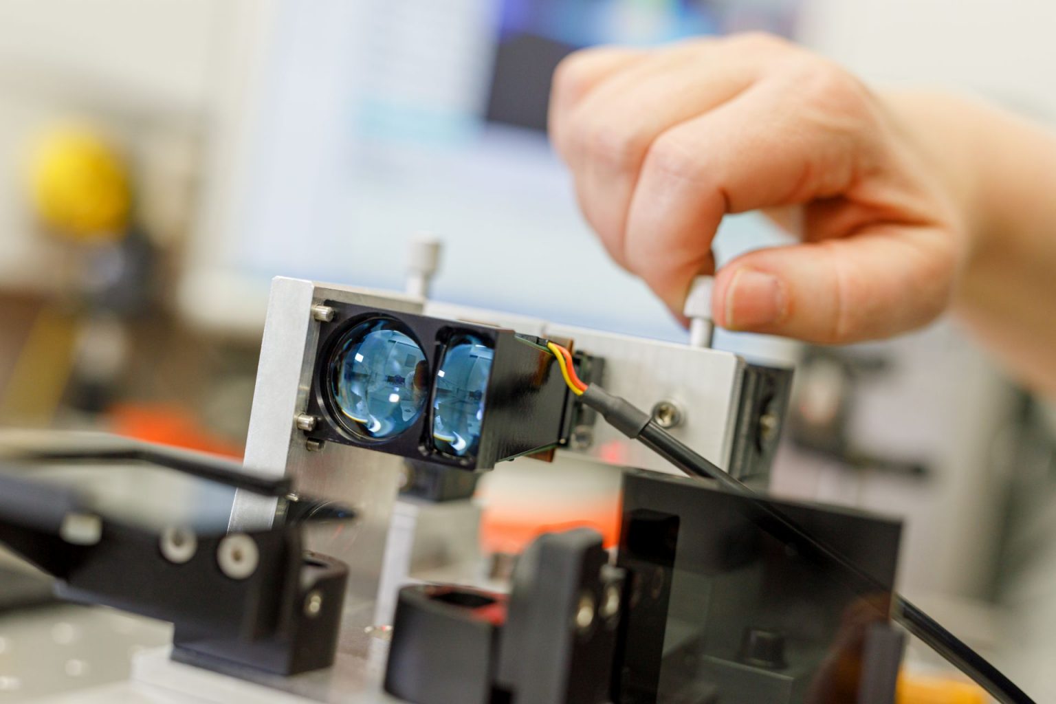 ASKION - Cutting-Edge Lab Solutions